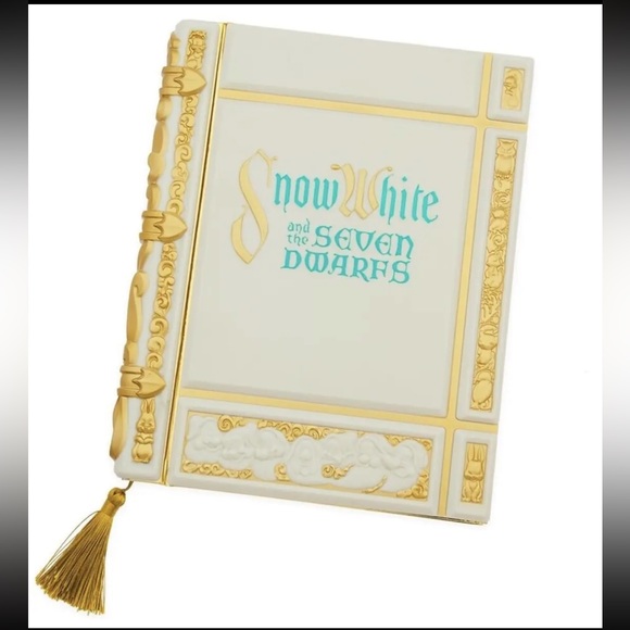 Disney | Office | New Disney Classic Princess Replica Snow White ...